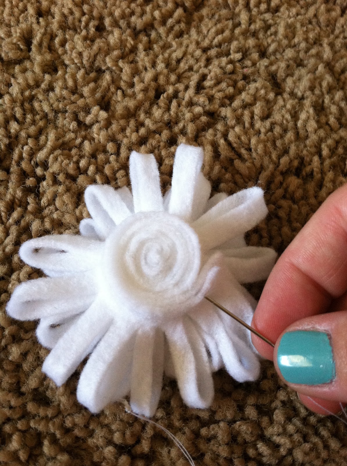 Crafty Señoritas: Felt Hair Clip Tutorials
