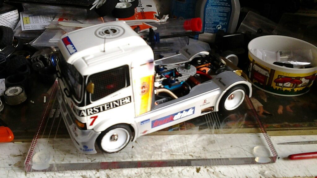 KYOSHOSAN: Tons of Pictures of Custom Mod Mini-Z Trucks