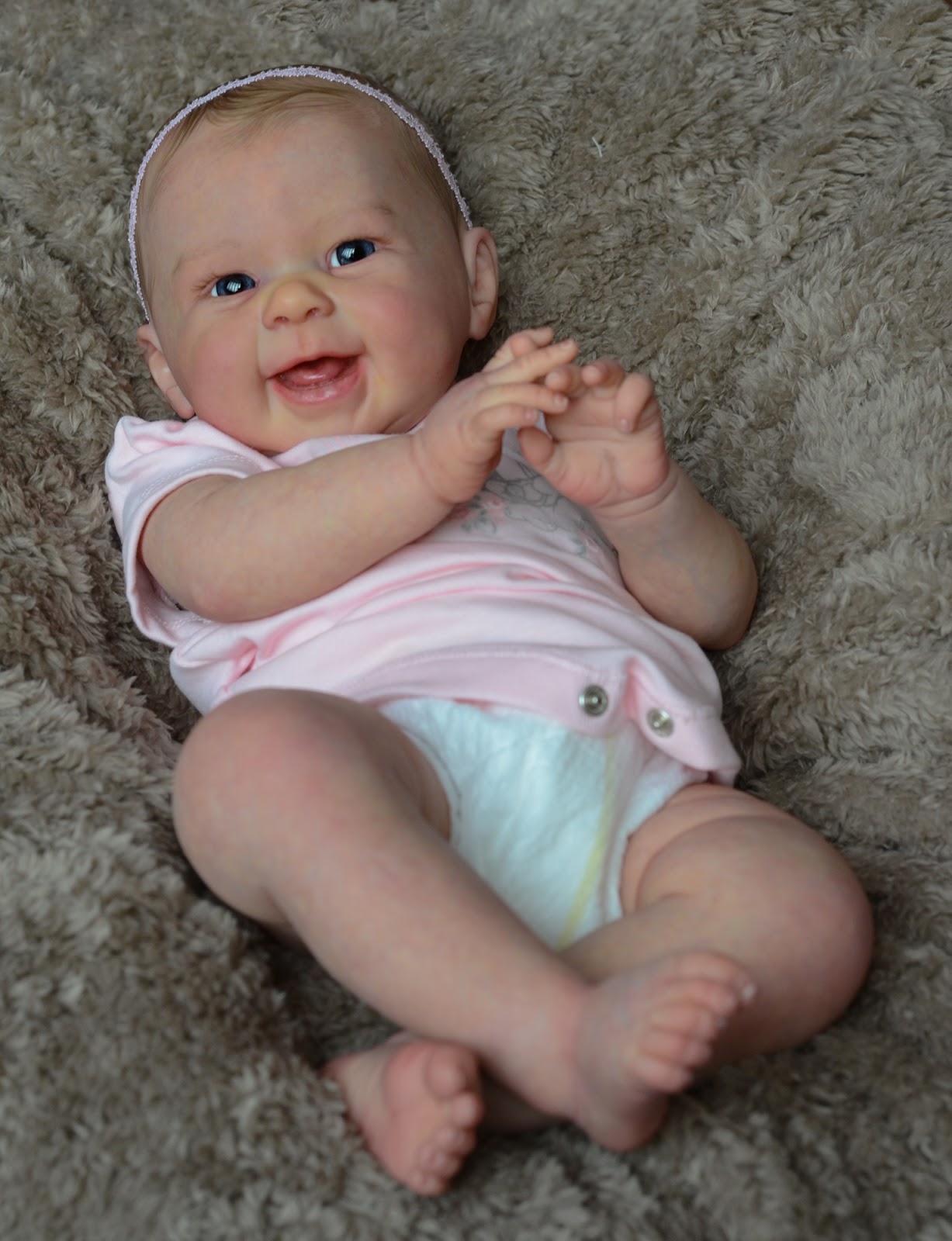 Scrumptious Babies by Fiona Lester