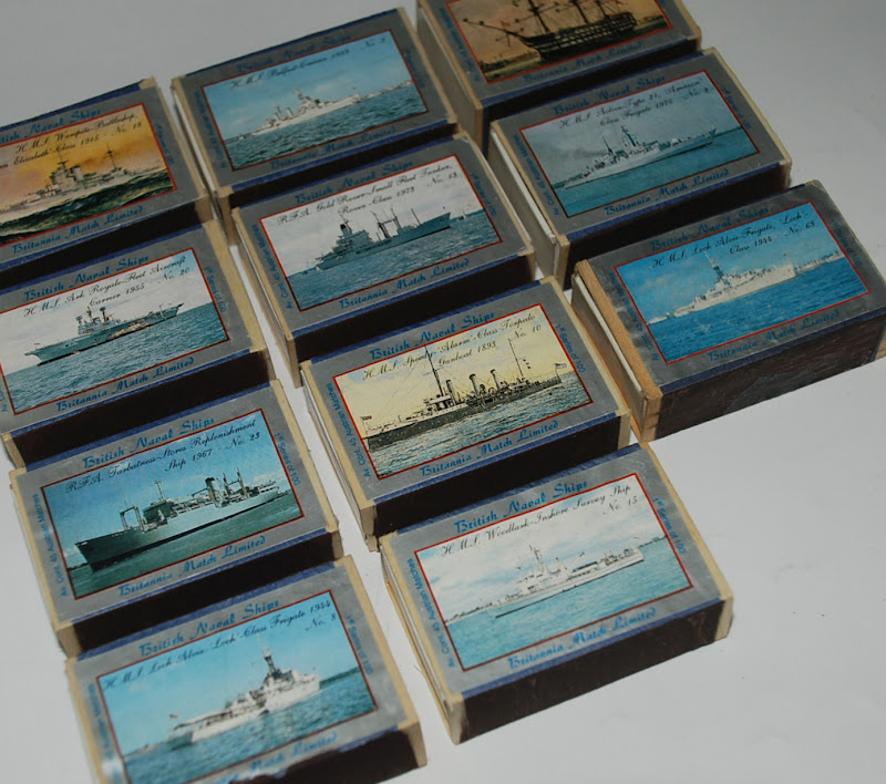 MATCHBOXES AND LABELS COLLECTION: WOODEN MATCHBOX