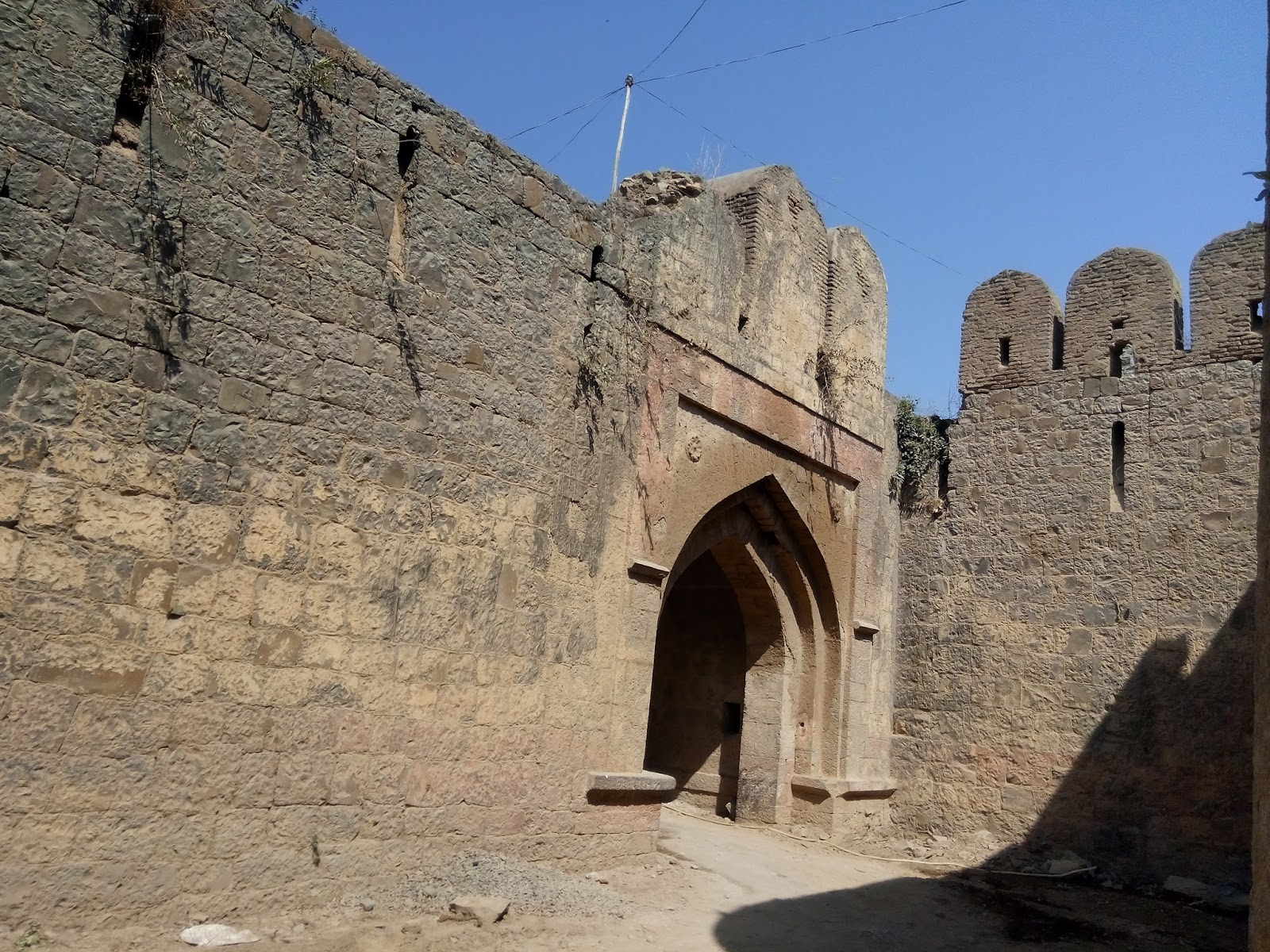 Dharur Fort aka Fatiyabad fort in Beed district of Maharashtra. | The ...