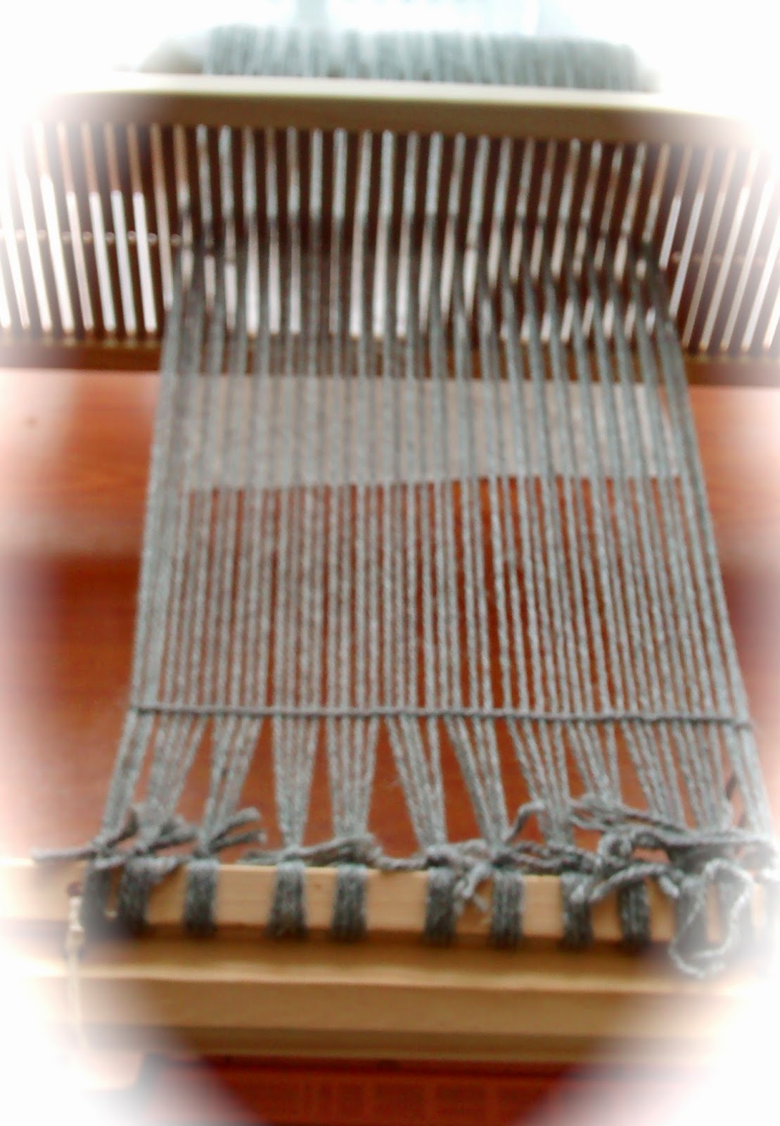 Telar.Como tejer.: Telar de peine o María