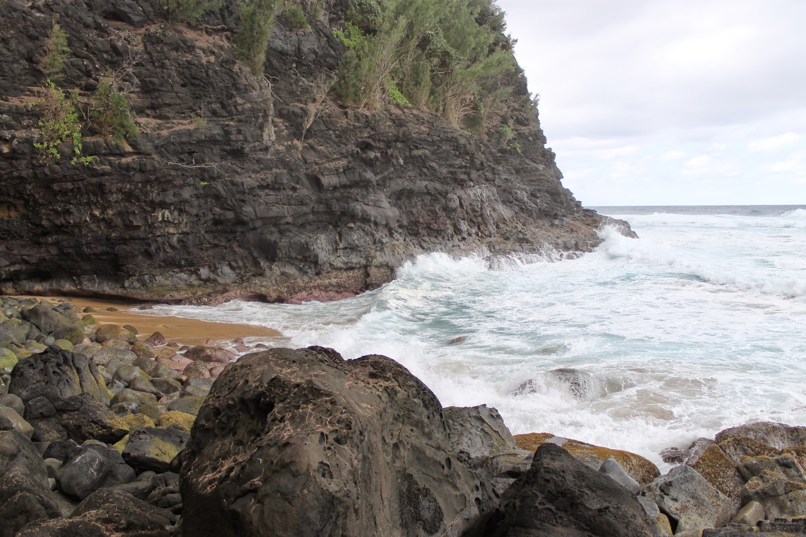 Pohukaina Cave: Kauai O' Manokalanipo Part 1