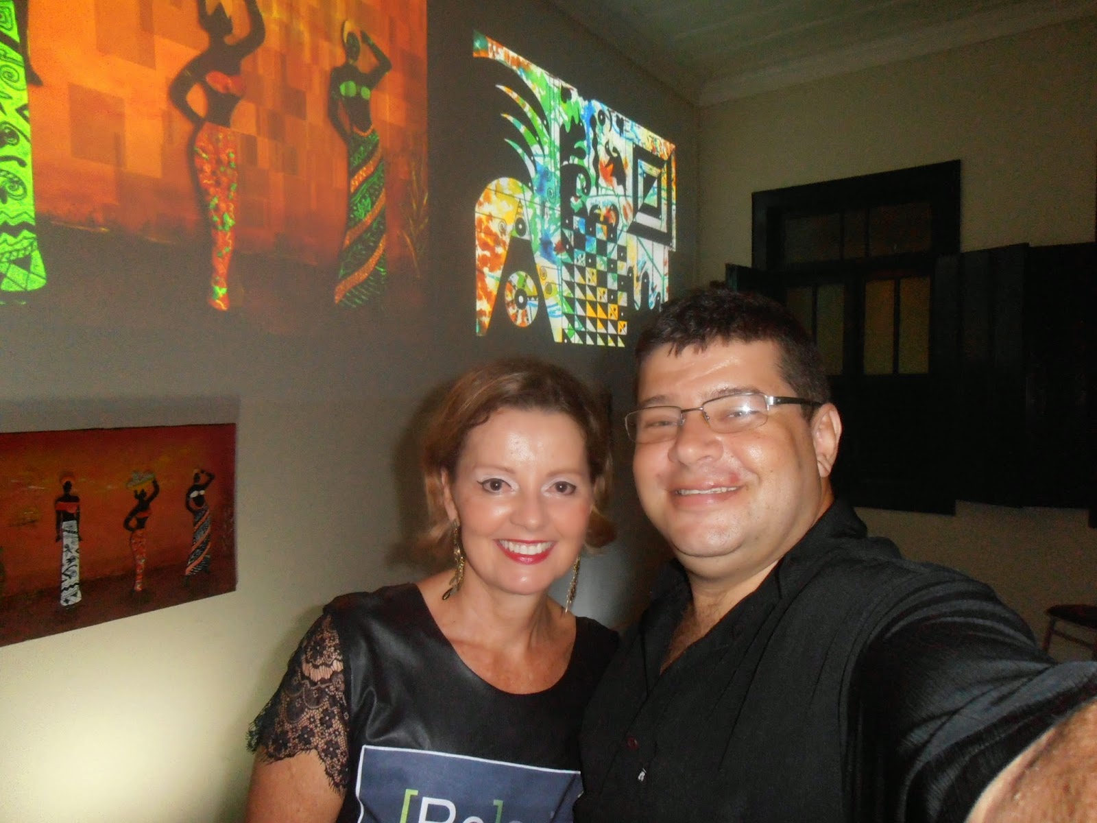 AMBIENTE CULT: EXPOSIÇÃO - REDESCOBRINDO - COM MÁRCIA COUTINHO