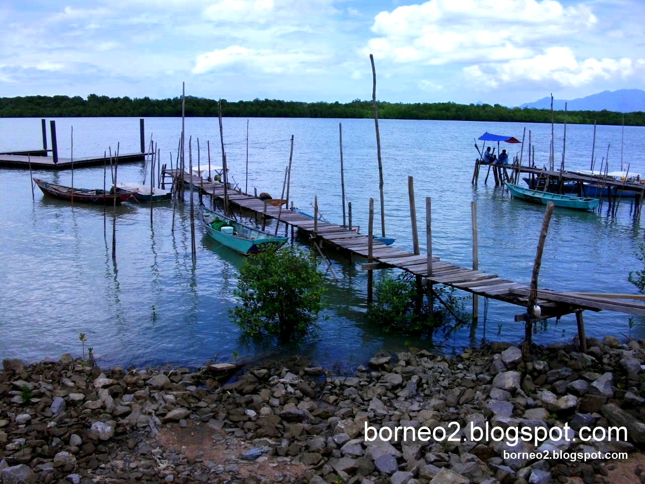Borneo Island, Awaken To A Different World: Kampung Telaga Air