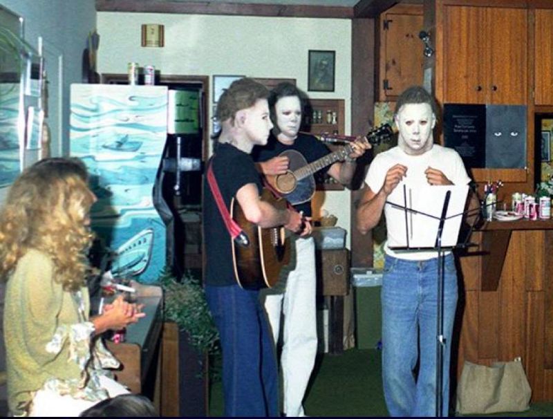 40 Amazing Behind the Scenes Photos From the Making of ‘Halloween ...