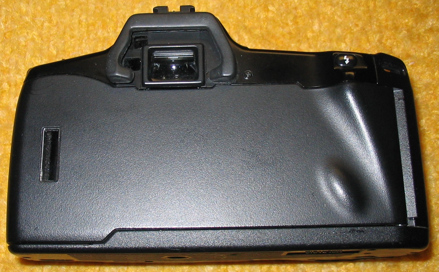 The Chens: The User's Review: Minolta Maxxum 3xi