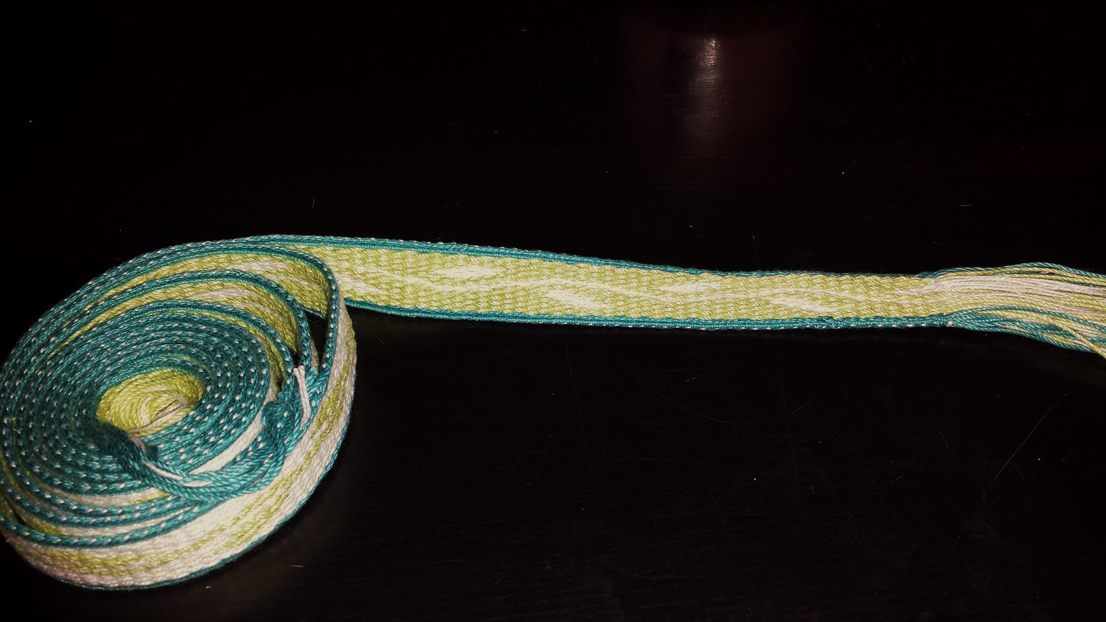 Weaving in Sangre del Sol: First try at Double Faced Tablet Weaving