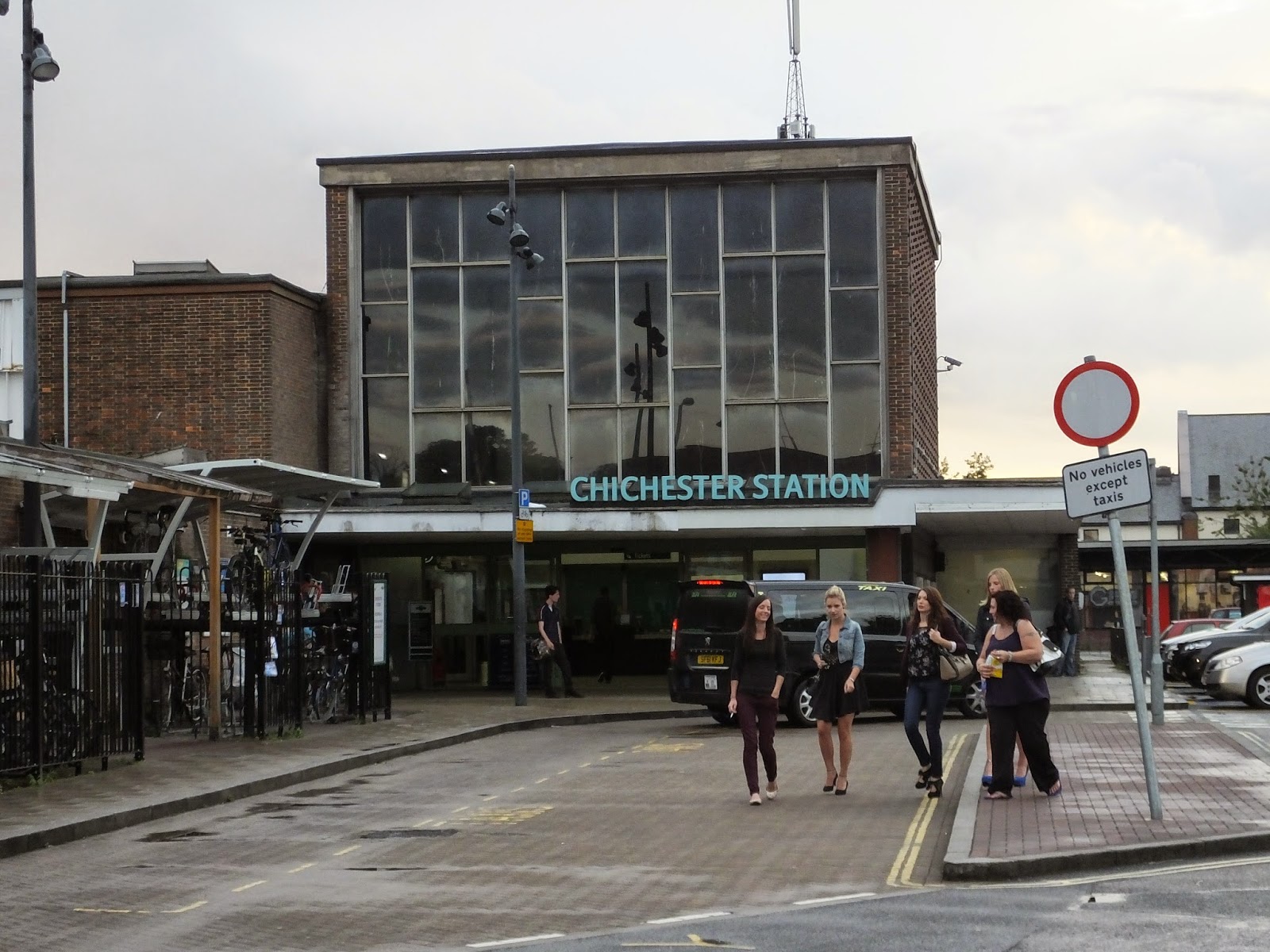 the rail thing: Rails Around Chichester