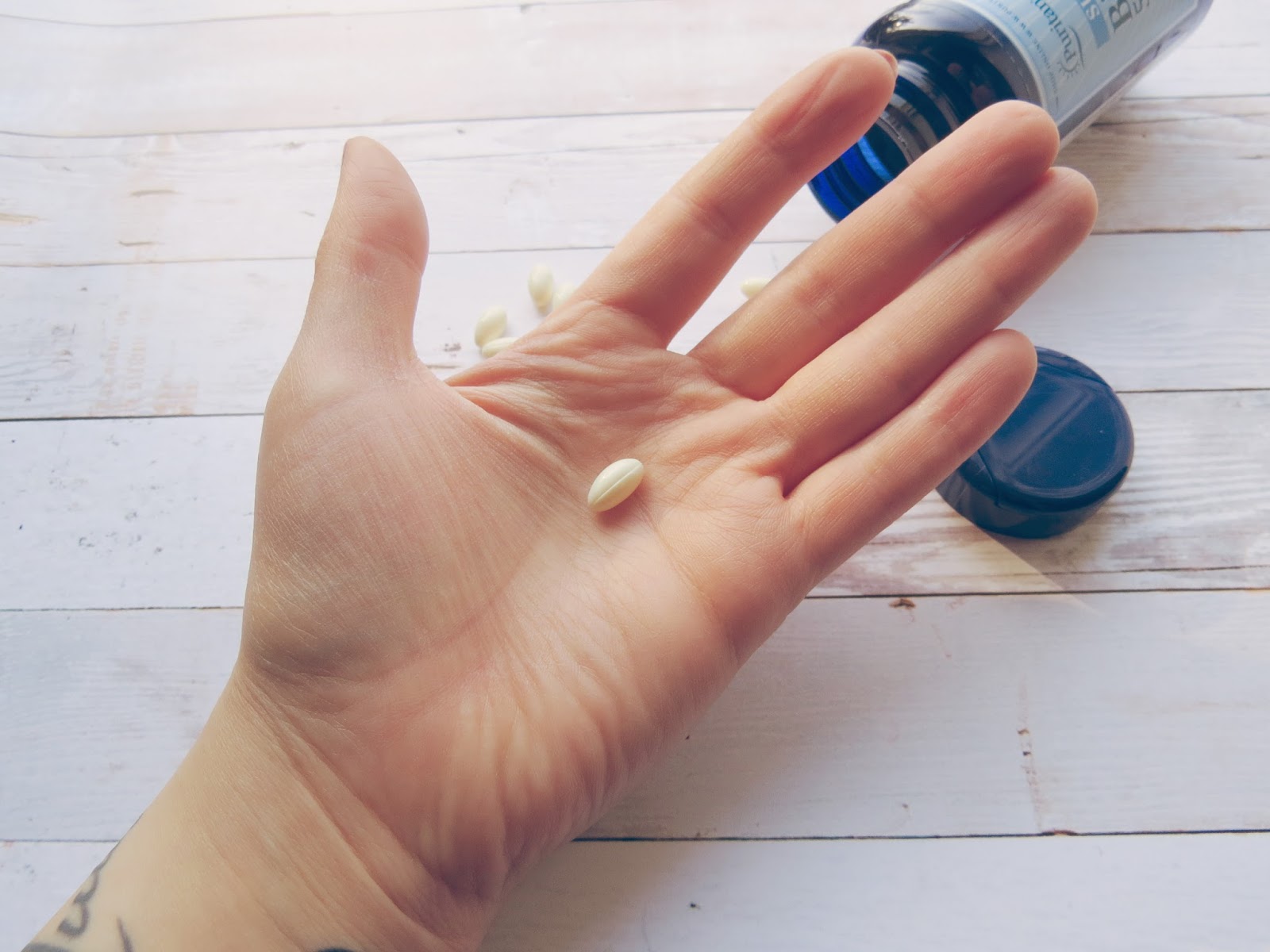 BIOTYNA / WITAMINA B7 (H), CZYLI NAJLEPSZY SUPLEMENT DIETY NA WŁOSY ...