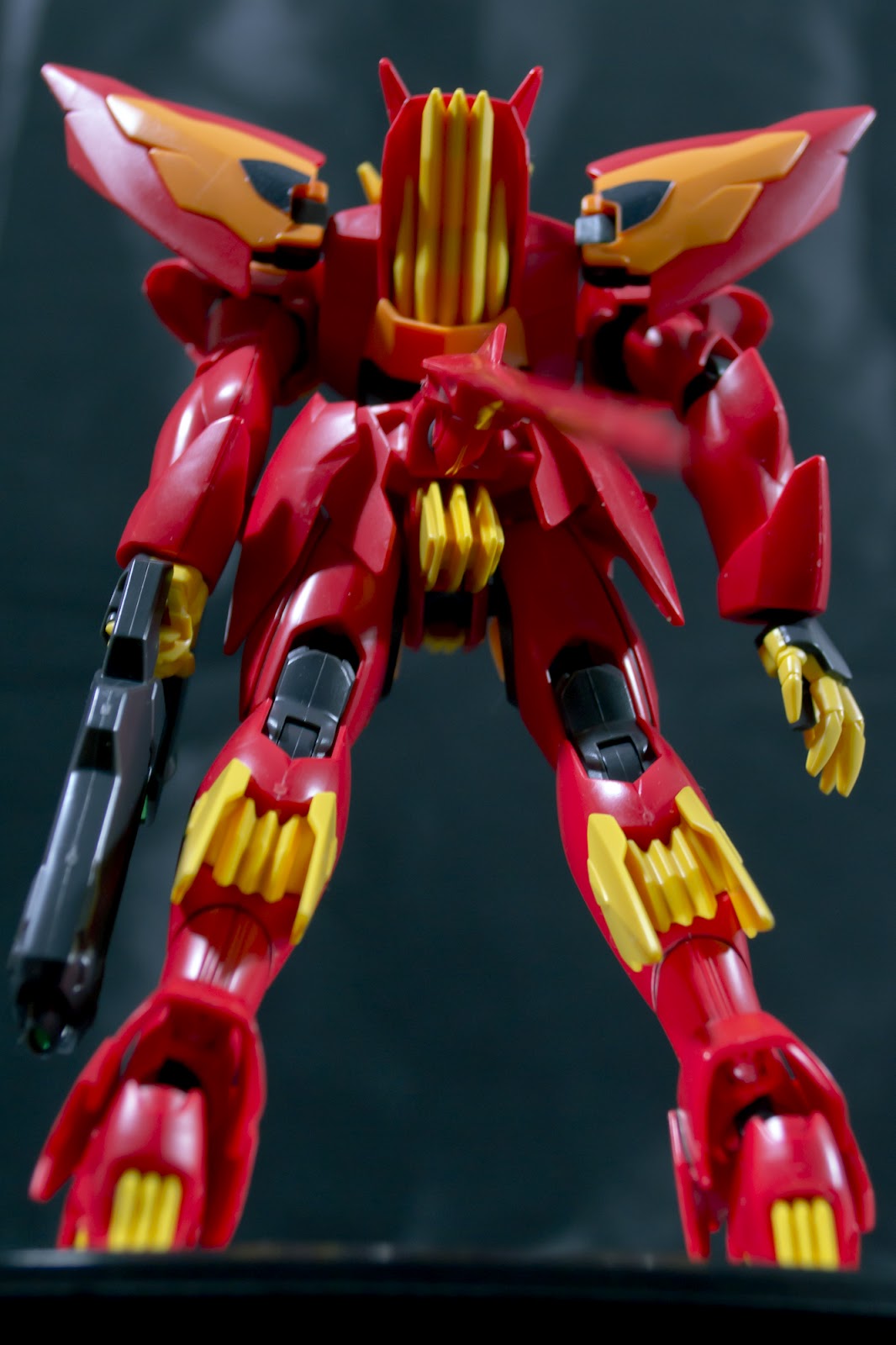 GUNDAM GUY: HG 1/144 Zeydra - Video Review by Team GG