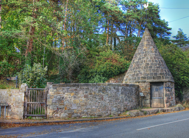 Roy's blog: LEICESTERSHIRE. Lock-ups at Breedon on the Hill, Packington ...