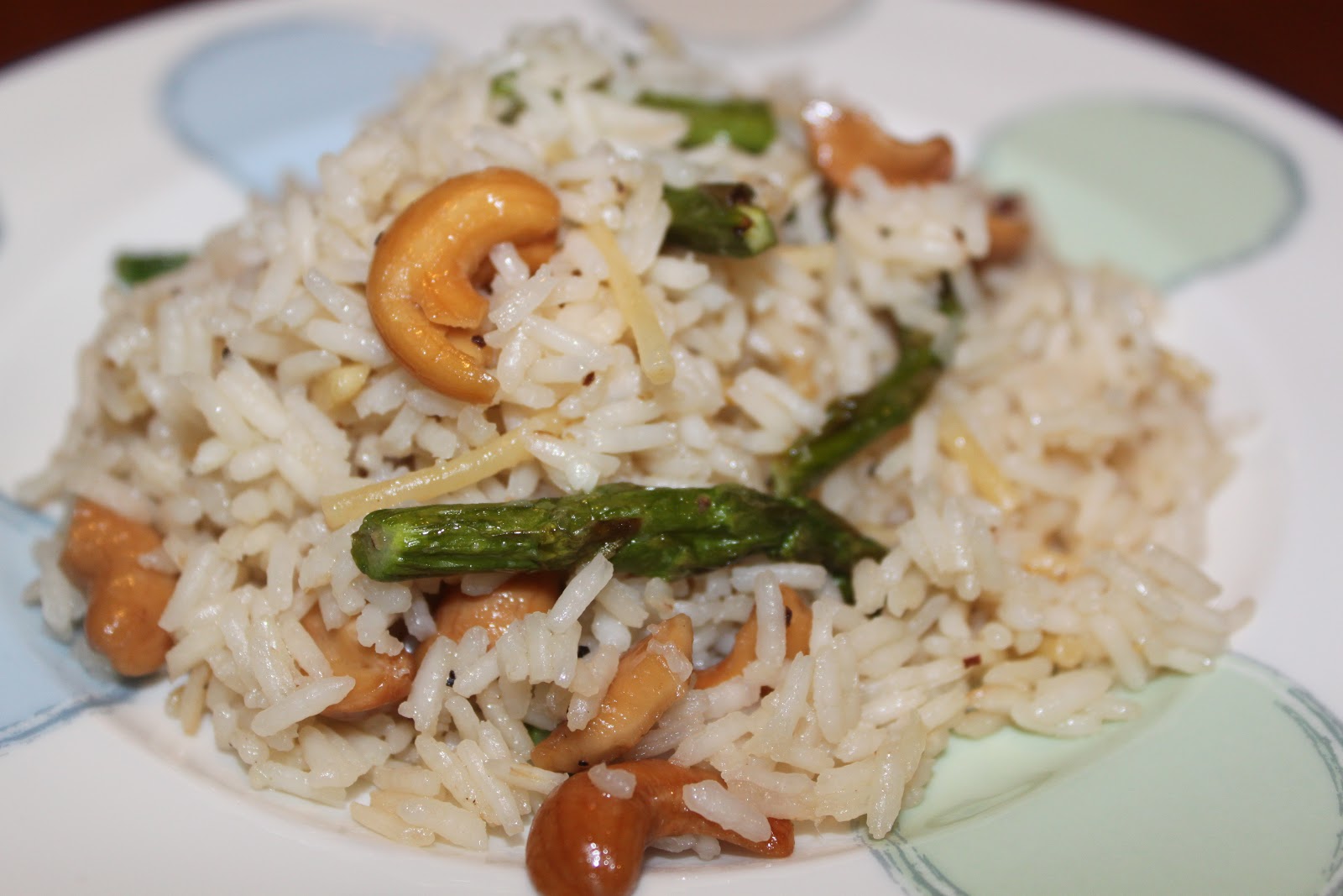 Lori's Test Kitchen: Asparagus Cashew Rice Pilaf