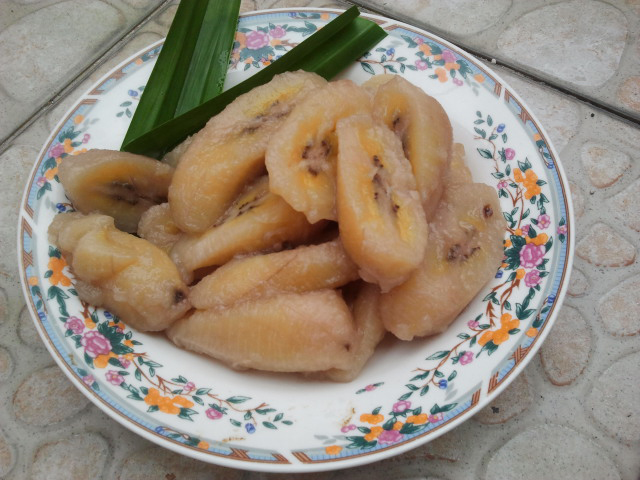 Lepat Pisang | Malay Desserts | Pinterest