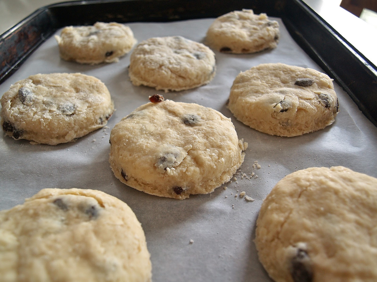 Woman in Real Life: Vegan Scottish Scones for sharing (recipe)
