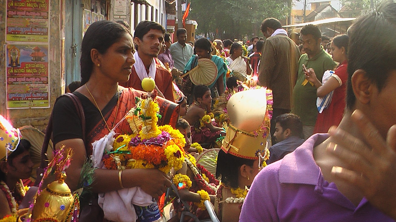 Attukalpongala: Attukal temple festival - Kuthiyottam photos