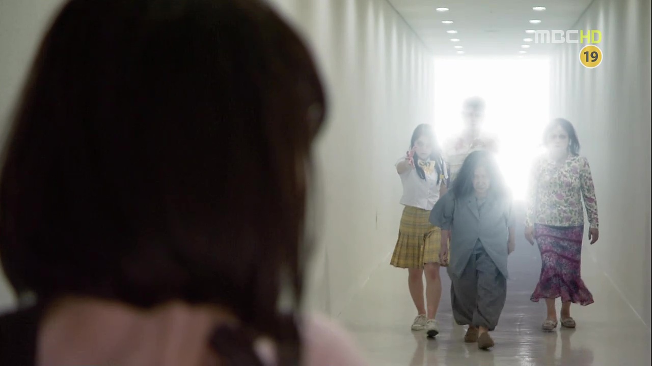 Nao Kanzaki and a few friends: Korean horror drama "Possessed": Episode ...