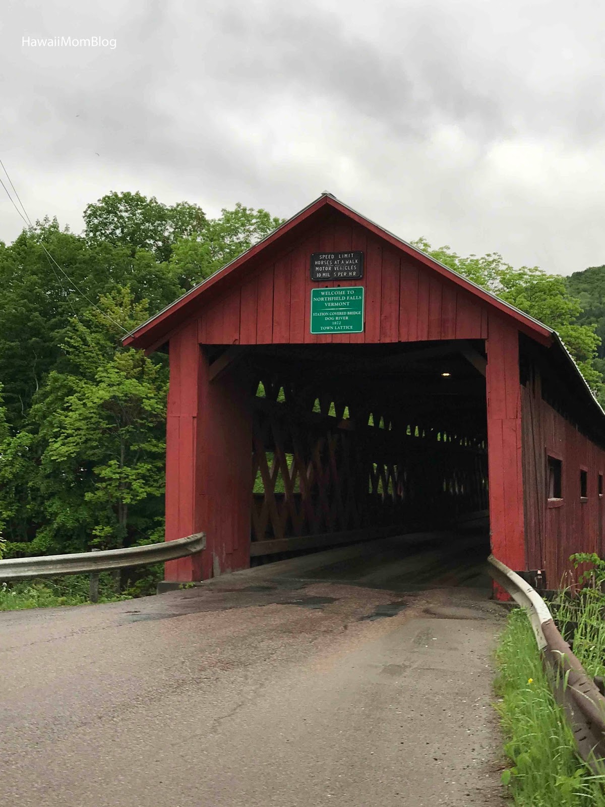 Hawaii Mom Blog: Visit New England: Covered Bridges