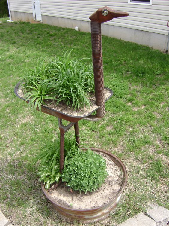 Fifty Fabulous Stories: Modern DIY Garden Sculpture
