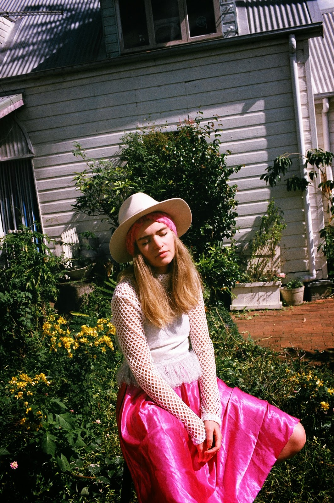 Alida Buffalo: Alida Buffalo "GIRL"