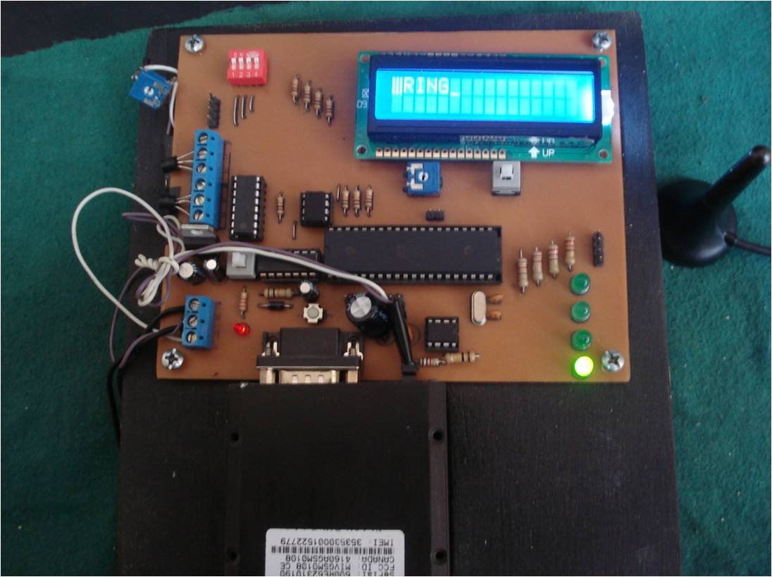 ATMEL MICROCONTROLADORES: ACTIVANDO SALIDA DIGITAL CON UN RING ...