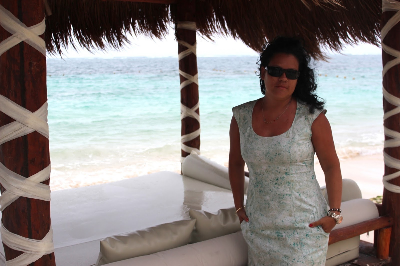 KooCoo Carrillo: Fun Tropical Pics of Summer dresses