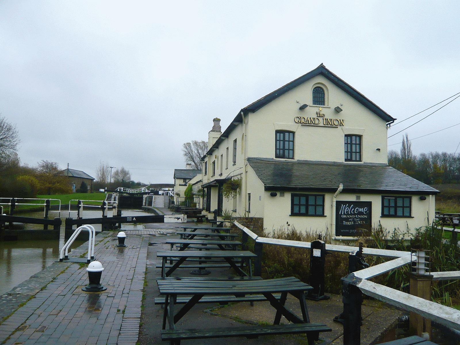 DREAMER NARROWBOAT: Milton Keynes to Leighton Buzzard - Grove Lock