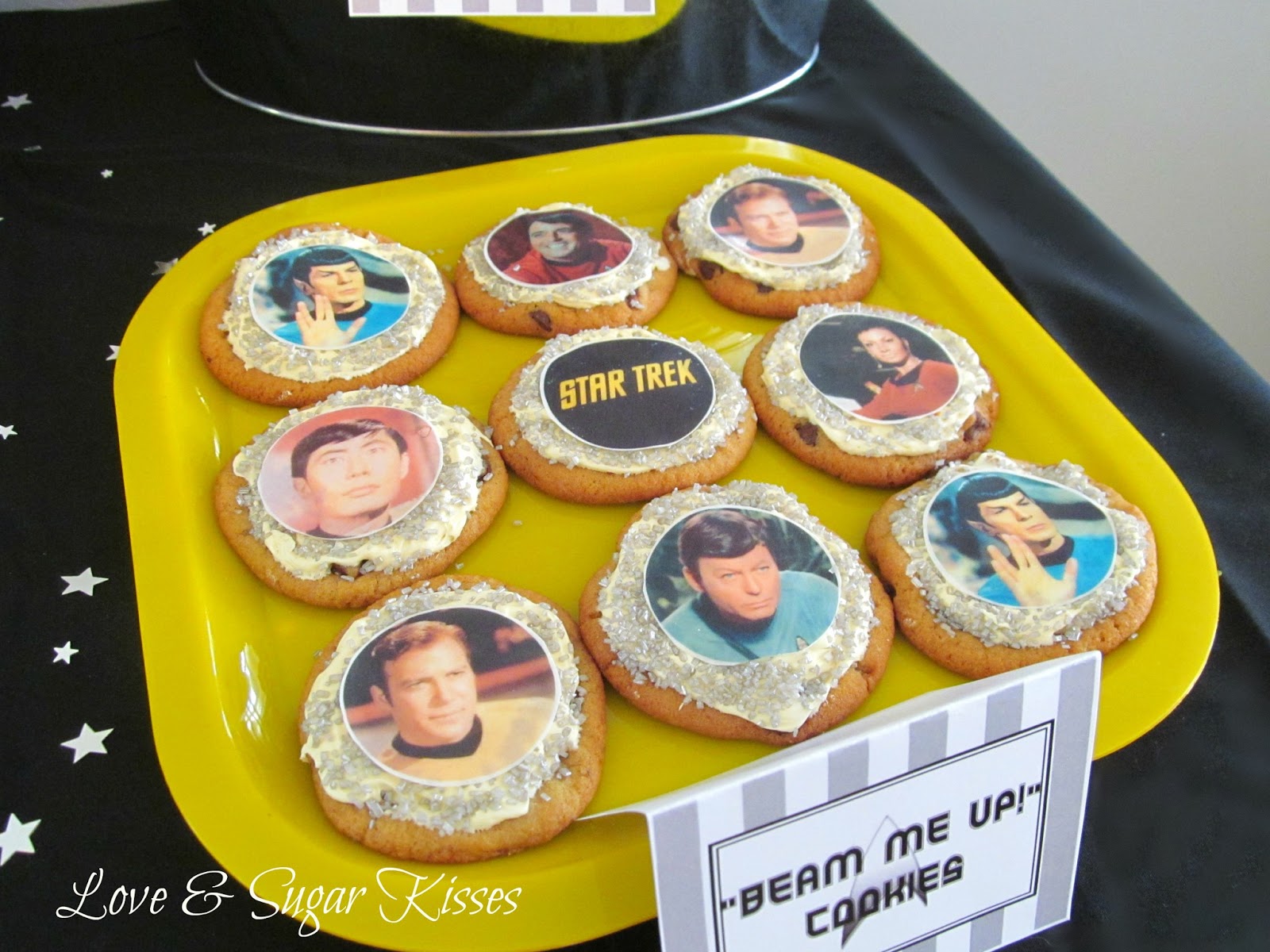 Love & Sugar Kisses: Star Trek Birthday Party {Live Long & Prosper}