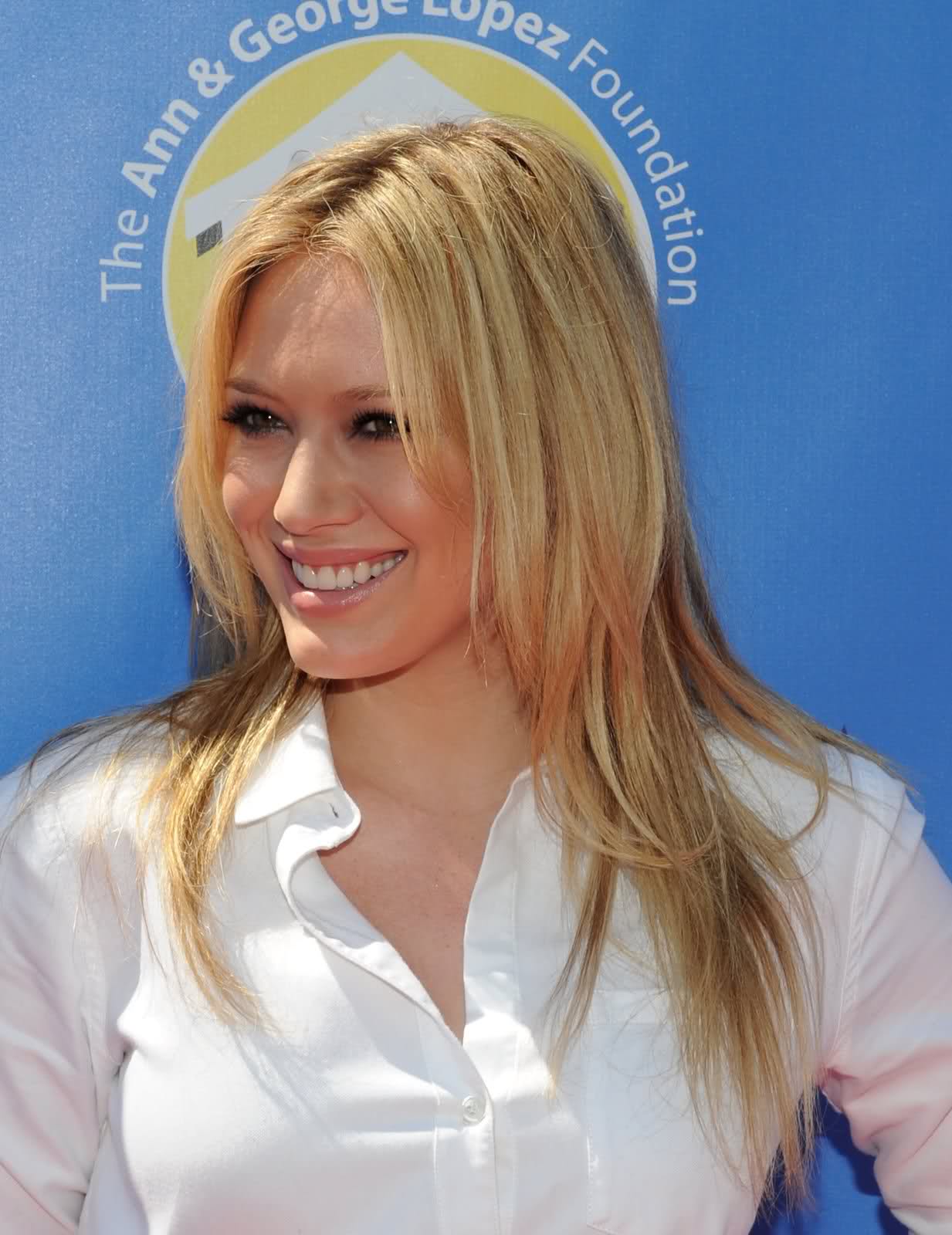 Hilary Duff Looking Pretty AGain..!!! ~ All About Beautiful Girls