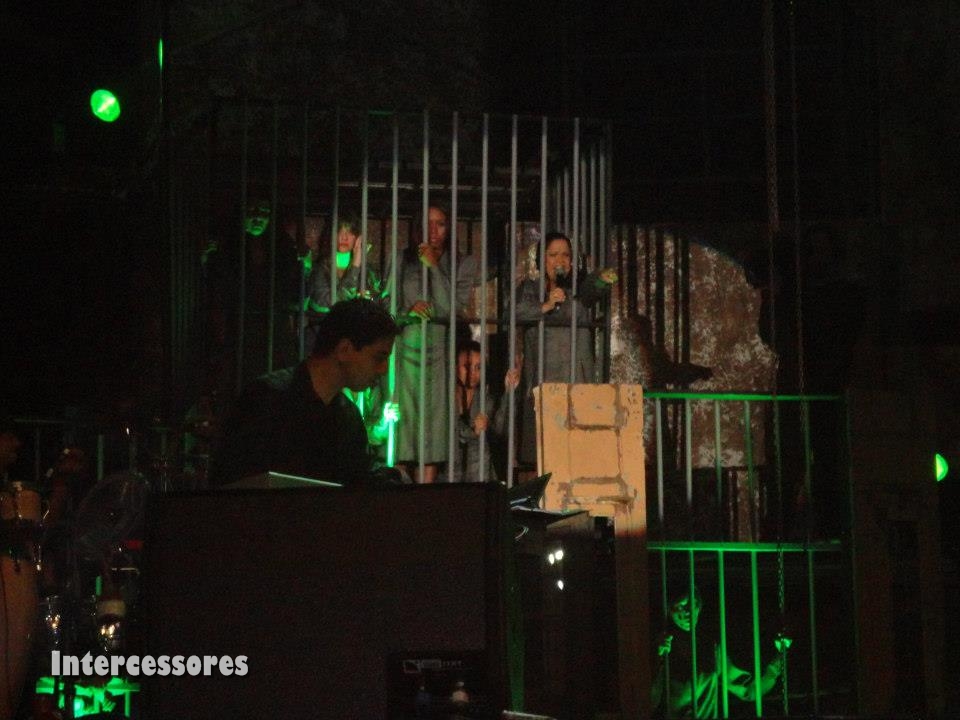 Intercessores de Cassiane e Jairinho: Cassiane- Um Espetáculo de Adoração Intercessores de Cassiane e Jairinho: Cassiane- Um Espetáculo de Adoração