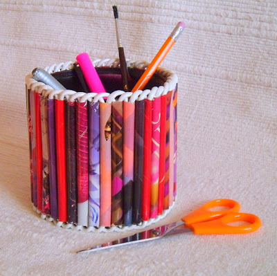 How to Recycle: Recycled Pen & Pencil Holder