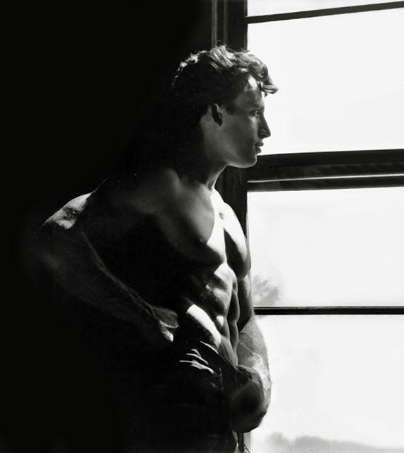 Étant donné: Richard Bennett