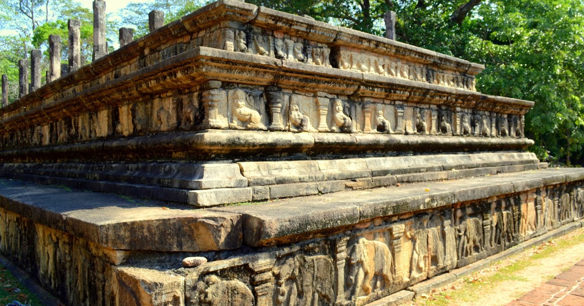 Malinda Pathirana Photography: King Parakramabahu's Council Chamber