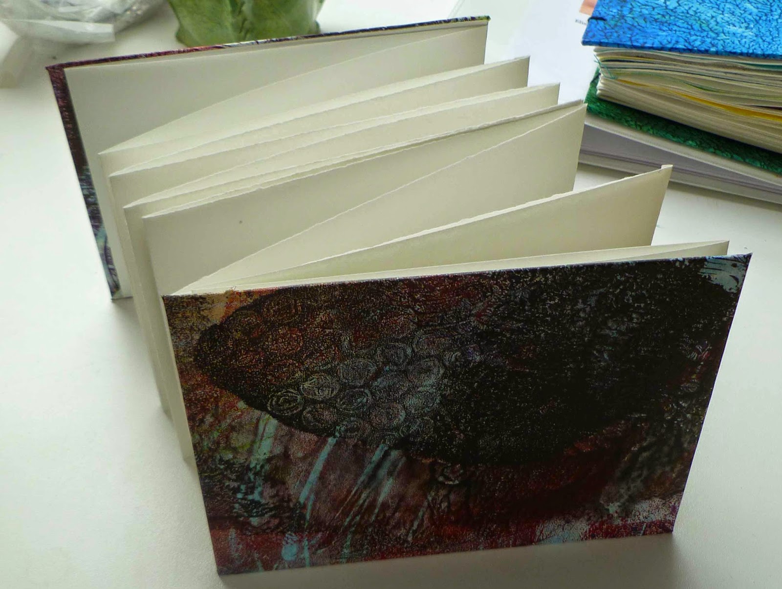 sew sew art: Making your own sketchbooks two ways