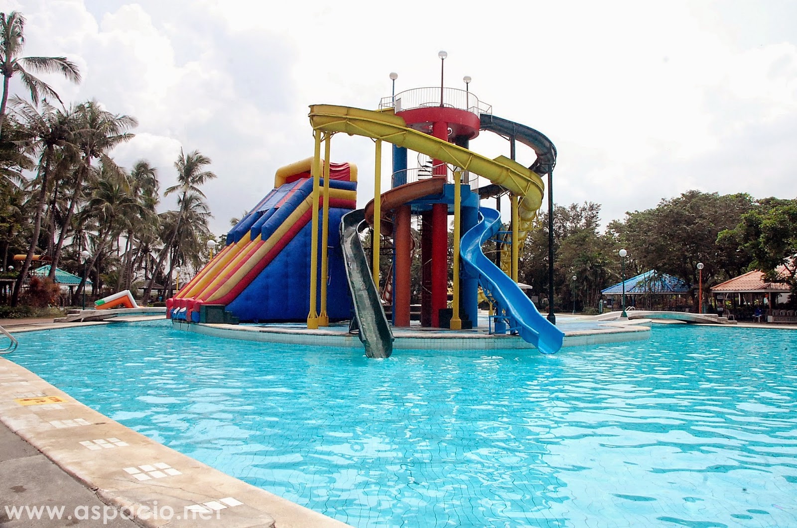 Island Cove Hotel and Leisure Park: A Quick Getaway Near Metro Manila ...
