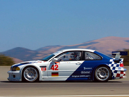 BMW M3 GTR - Car Review, Specification, Images