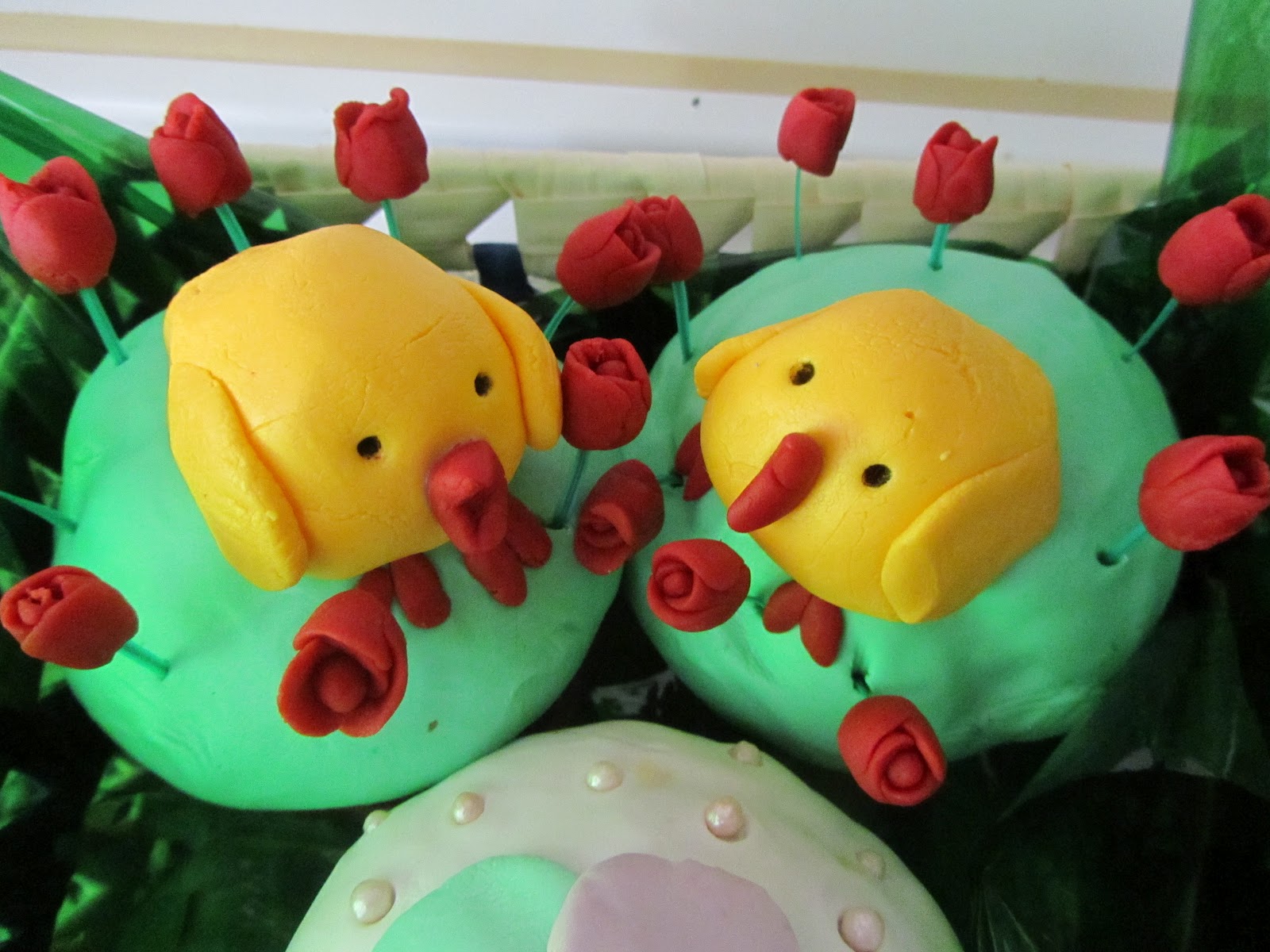 THE 3C QUEEN: CUPCAKES DE POLLITOS Y CORAZONES