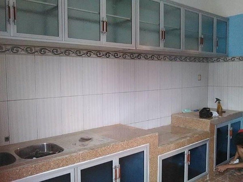 Contoh Kitchen Set Dengan Keramik Menarik - Desain Model Kitchen Set