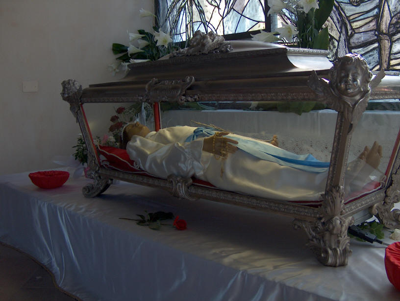 SANTOS INCORRUPTOS: SANTA MARÍA GORETTI