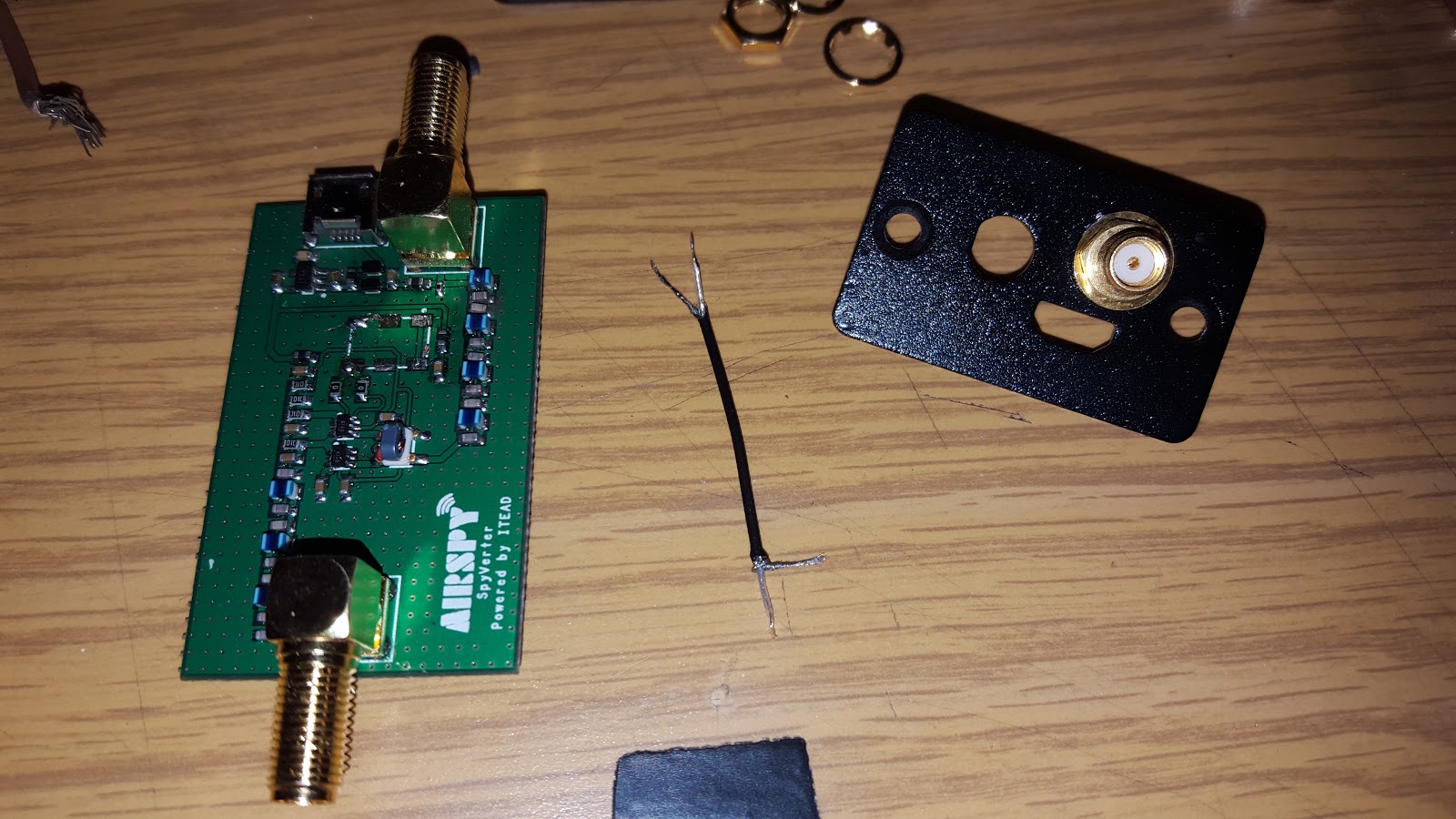 WW1L: Airspy, Spyverter, Hermes, and HackRF Using Leo Bodnar GPSDO