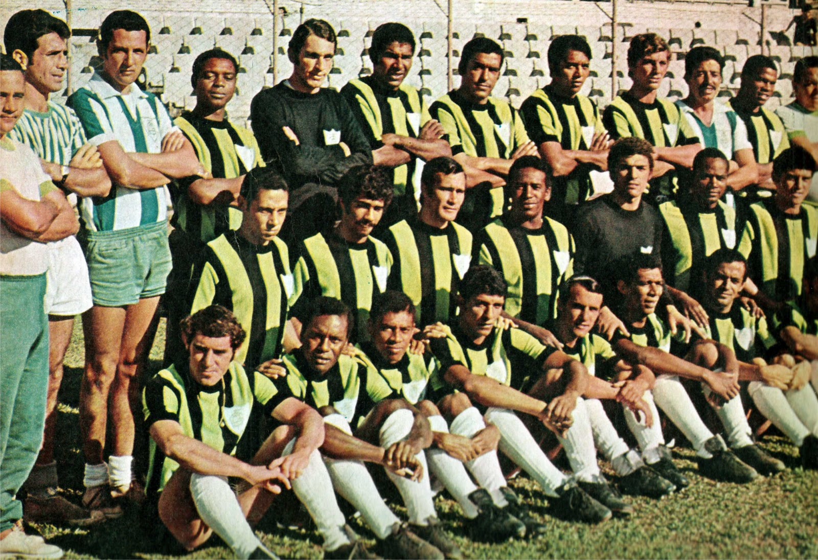 Botões para Sempre: América (MG) da Brianezi e Gulliver 1977