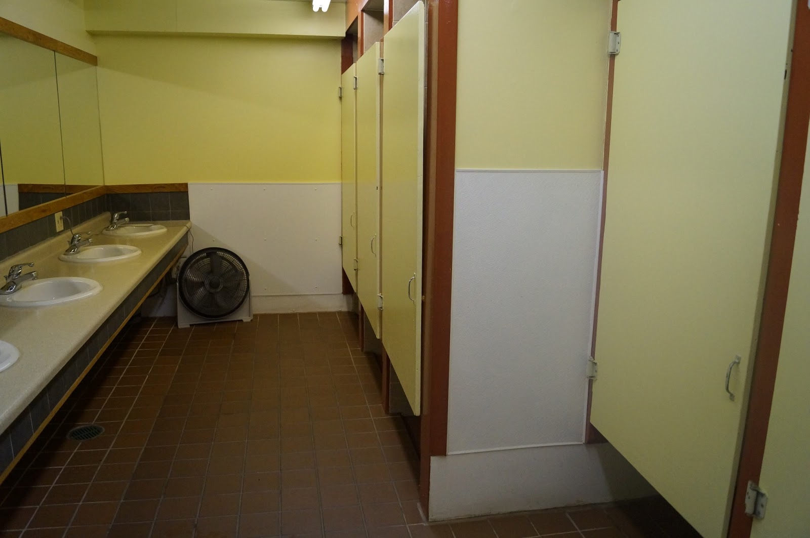 The Kitchen Is My Dance Floor: Review: Cenla RV Park in Okoboji, IA