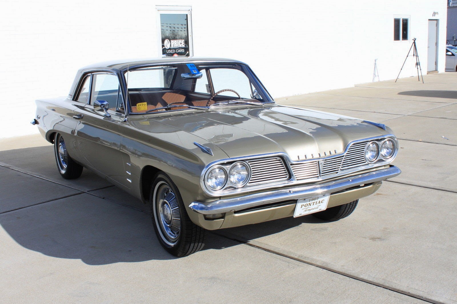 10k: Repeat Offender: 1962 Pontiac Tempest Trophy 4 - DailyTurismo