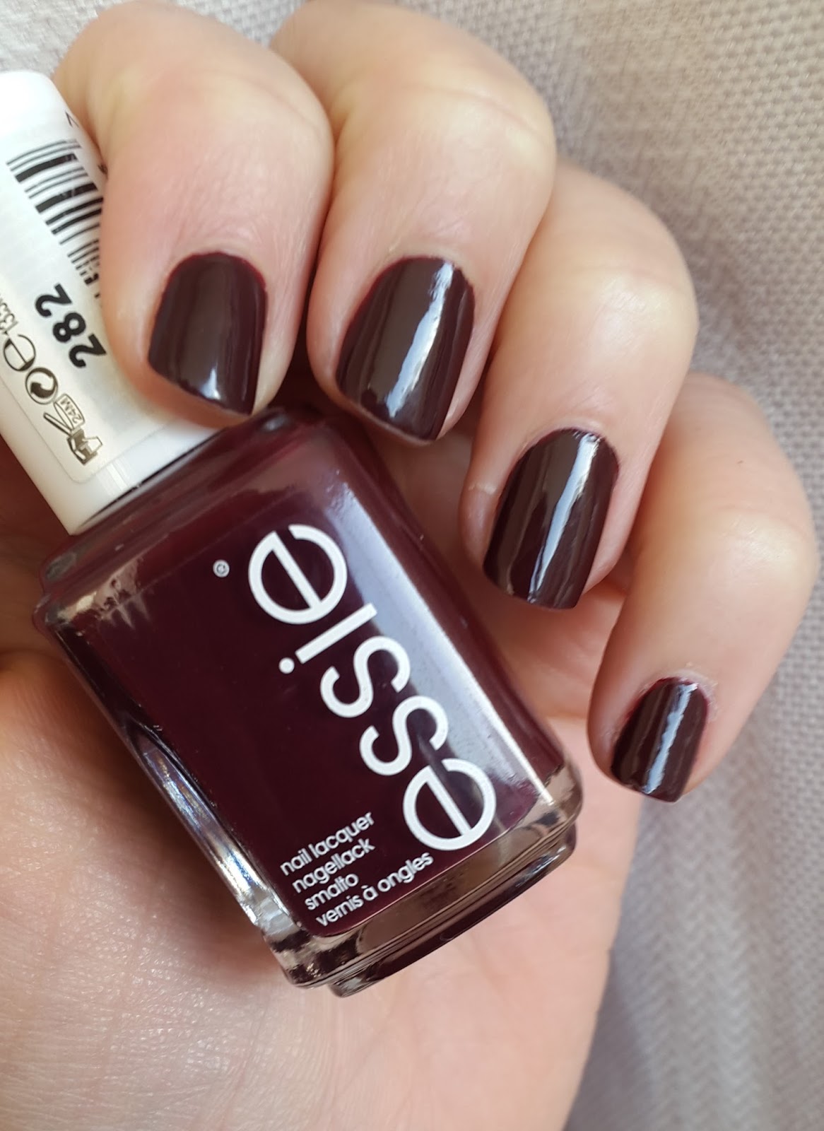 Farbenwelt: Essie - Shearling Darling
