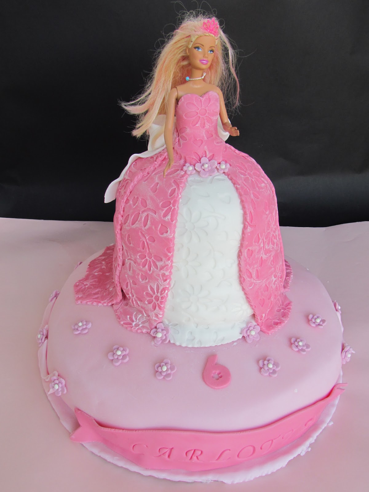 Dolcemente gustoso: Torta Barbie