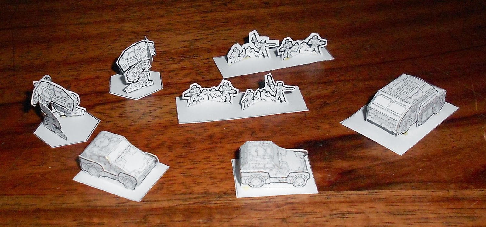 Fantalonia: A bunch of other paper minis in 6mm scale