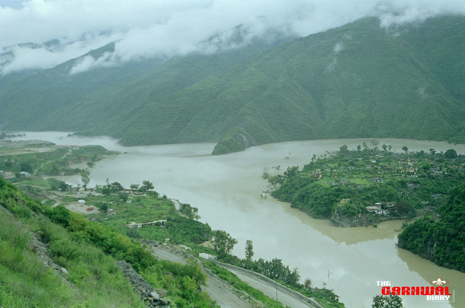 Old Tehri Pics, Rare pics of Old Tehri town, Submerged City Before Dam ...