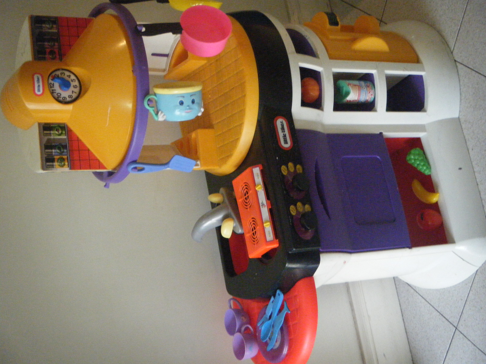 MommysLove4Baby143: LITTLE TIKES HUGE REVOLVING KITCHEN W/ SOUNDS AND ...