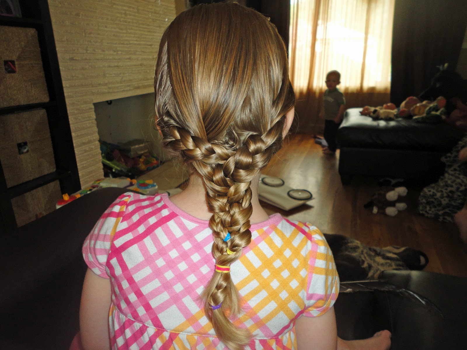 Pleasant Dreams Farm: Hair, flowers and cookies!