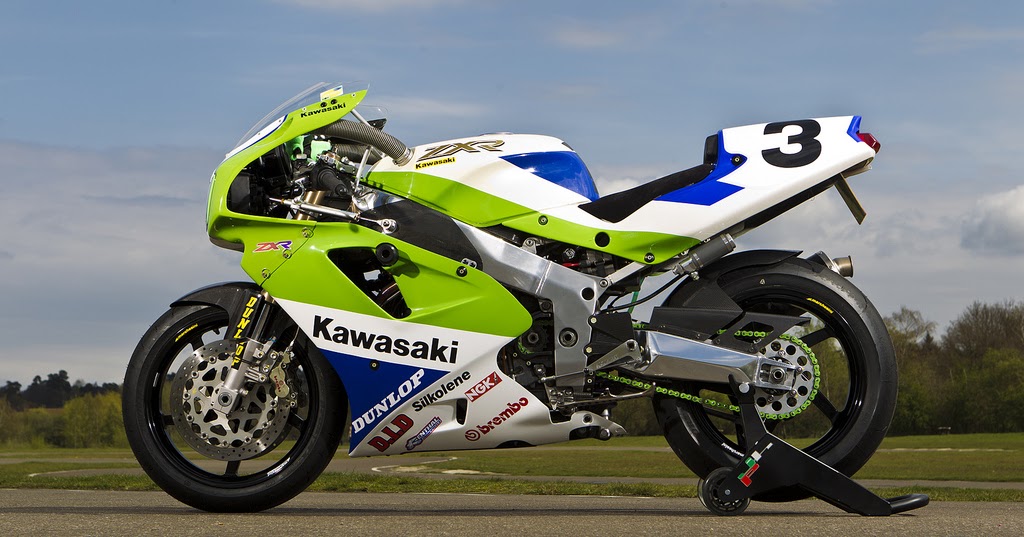 Kawasaki ZXR 750 R. Green Rocket - RocketGarage - Cafe Racer Magazine